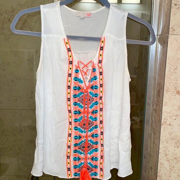 Gianni Bini | Tops | Gianni Bini Sleeveless Top | Poshmark